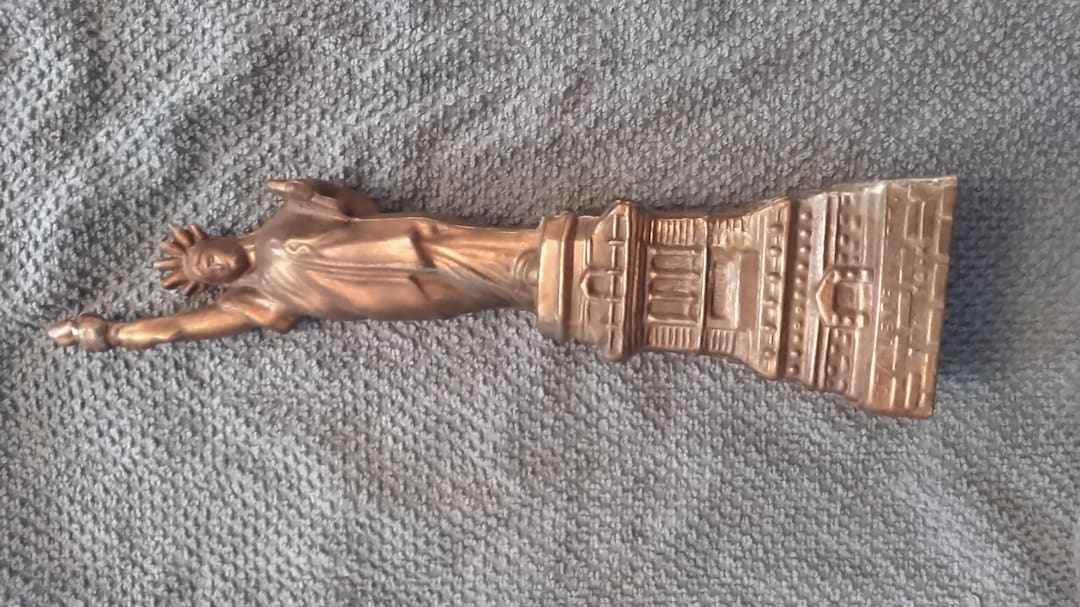 Vintage 10" Metal Statue of Liberty Figure NYC New York Souvenir ...