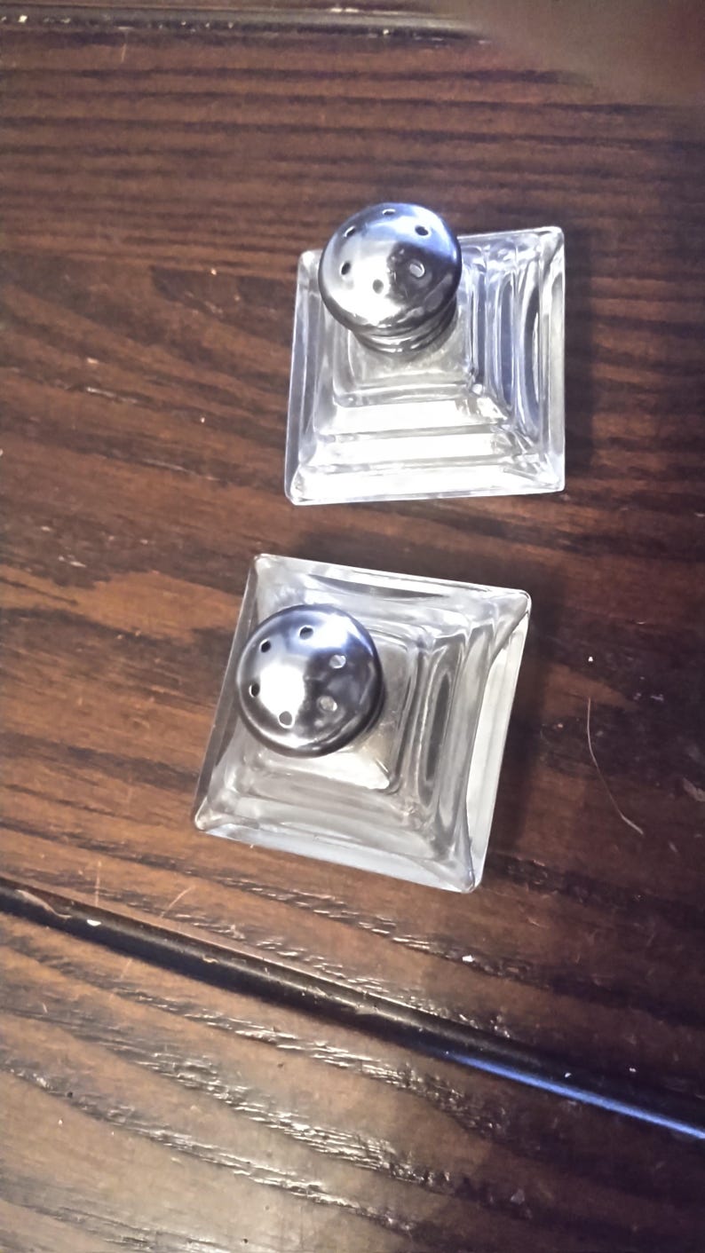 Vintage Irice Glass Pyramid Style Salt and Pepper Shakers Art Decor MCM ...