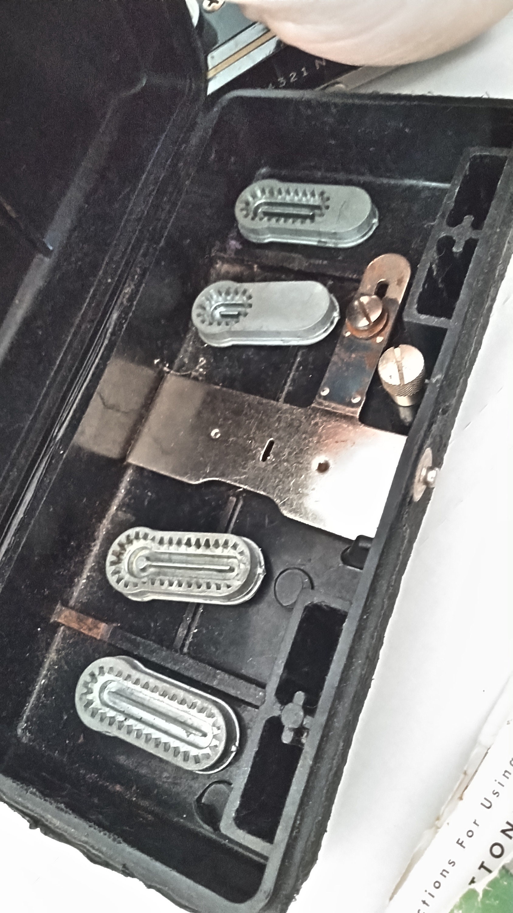 SINGER Button Holder No. 160506 With Case and Book Vintage Sewing ...