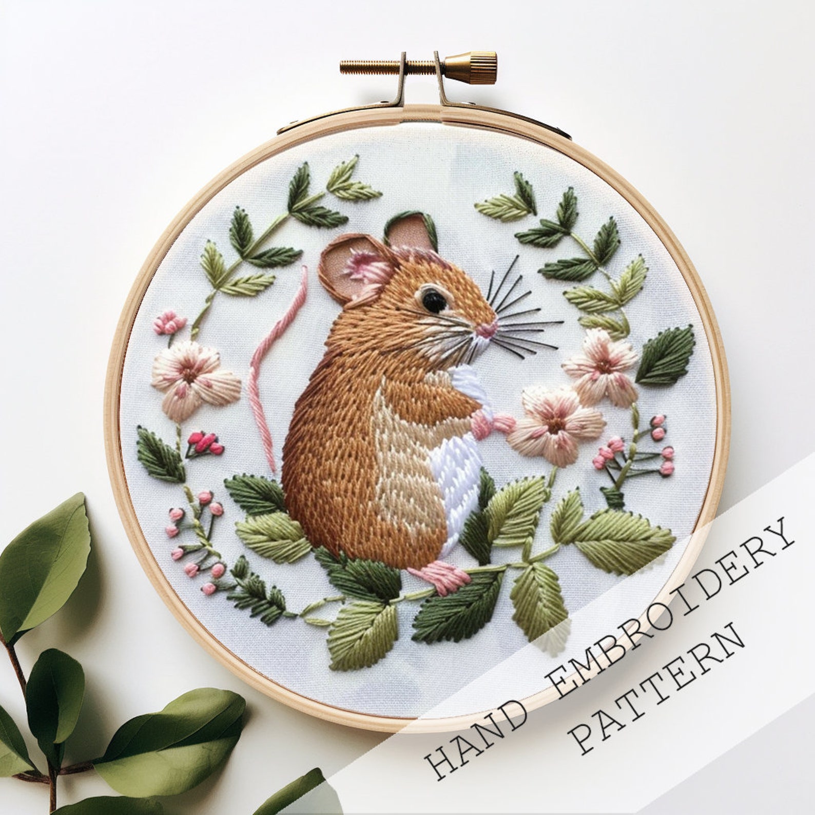 Little Mouse Embroidery Pattern, Floral Needlework, Home Decor Idea ...