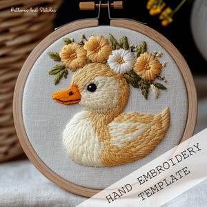Duck Embroidery Pattern, DIY Hand Embroidery Design, Duckling With ...