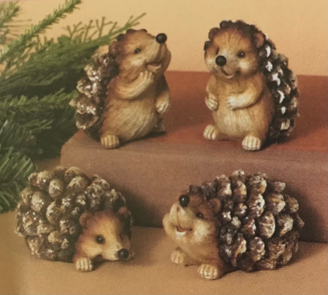 Small Hedgehog With Holiday Glitter / Hedgehog Figurine Assortment ...