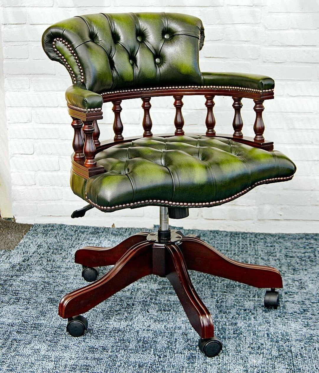 English Chesterfield Office Chair. Captains Swivel Chair Antique Green ...