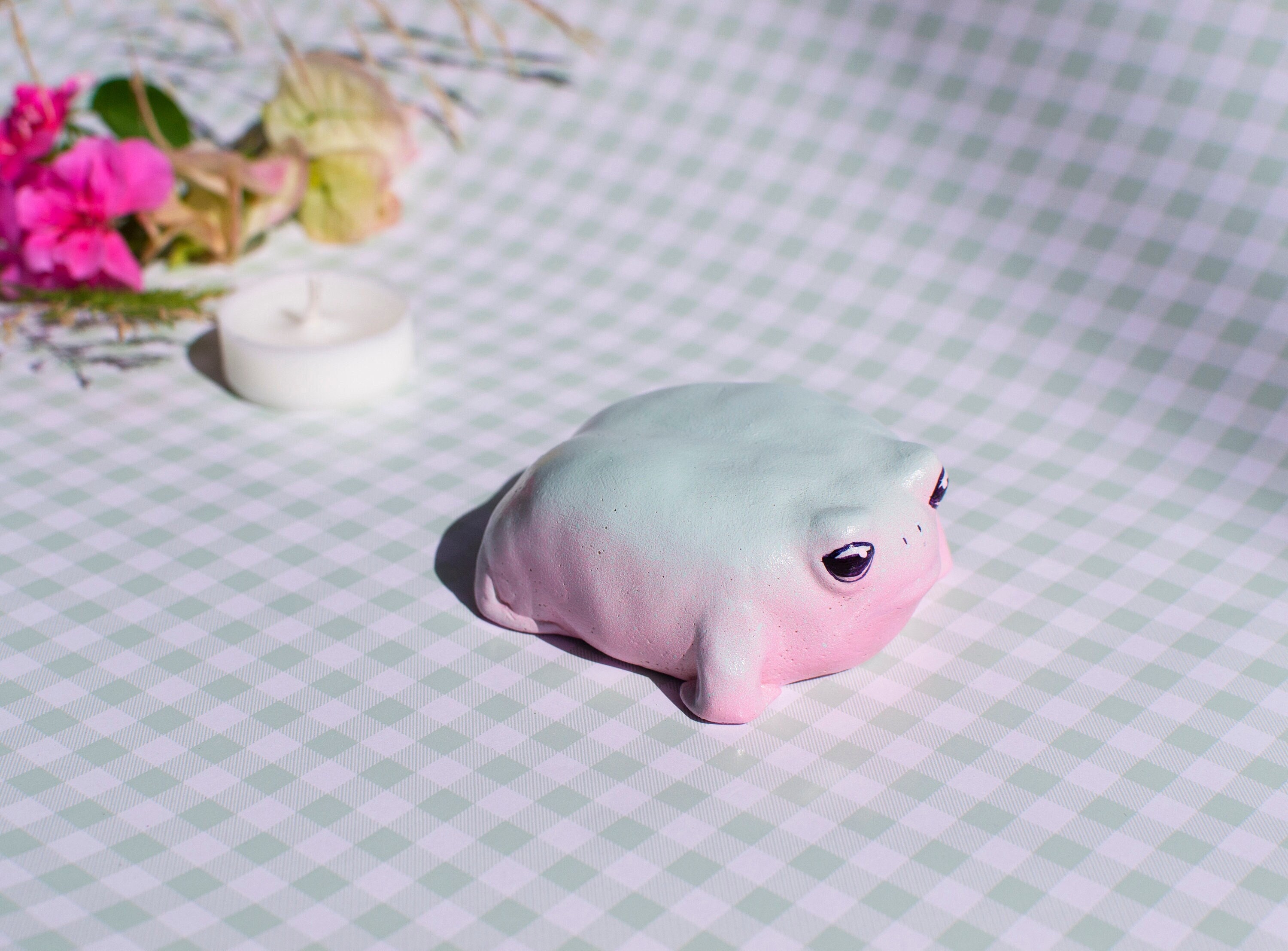 Lucky Rainfrog Plaster Cast Sculpture Handmade & Handpainted Cute and Funny Decoration ...