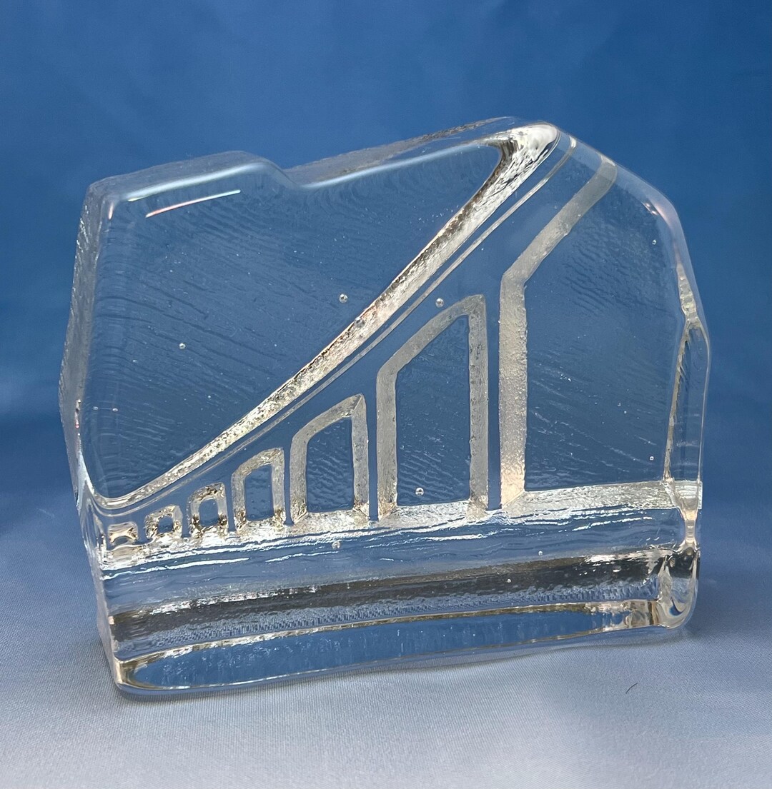 Pukeberg/uno Westerberg Oland Bridge Glass Paperweight AS IS - Etsy