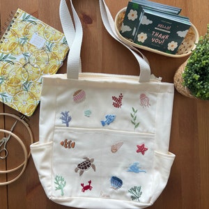 Sea Life Tote Bag, Hand Emboridered Tote Bag, Aquatic Life, Ocean Lover ...