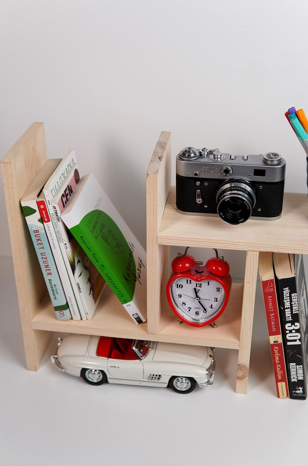 Wooden Bookshelf for Desktop, Multi-eye Book Stand Tabletop Wooden ...