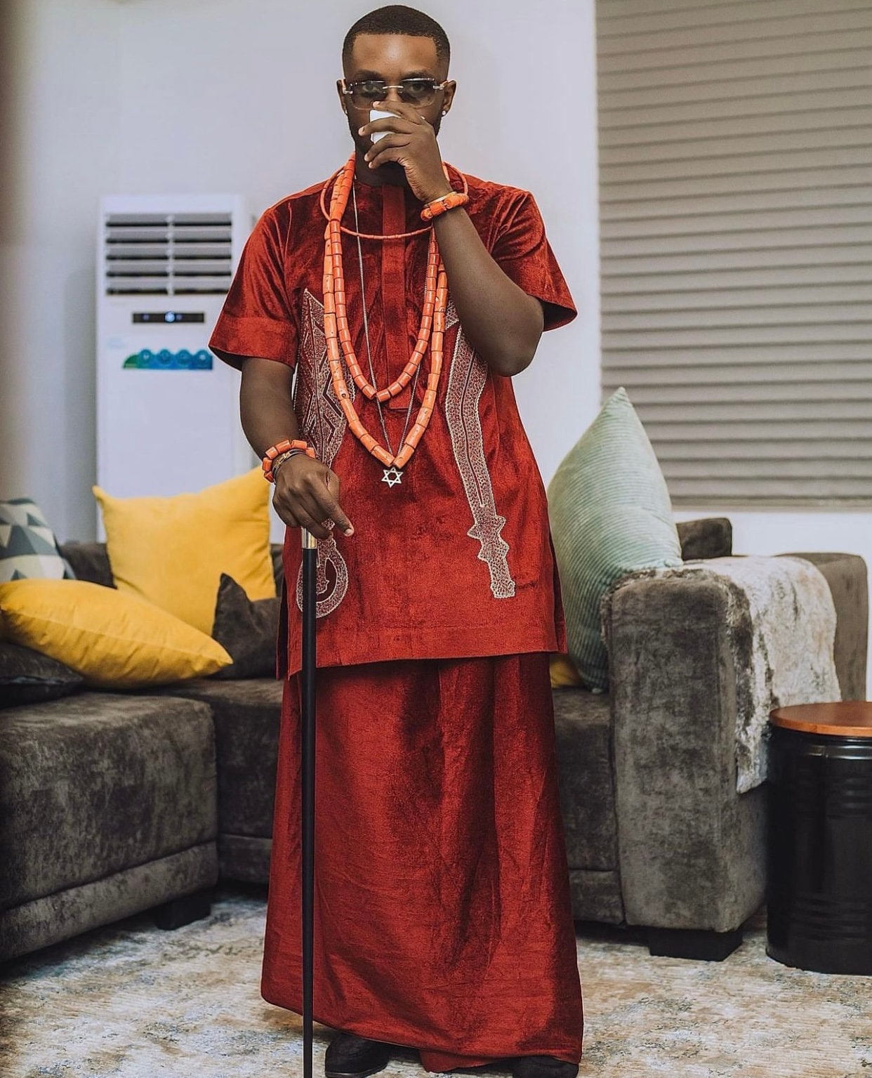 How Benin Men Dress Photos: Oba Of Benin Gives Jonathan Highest Royal