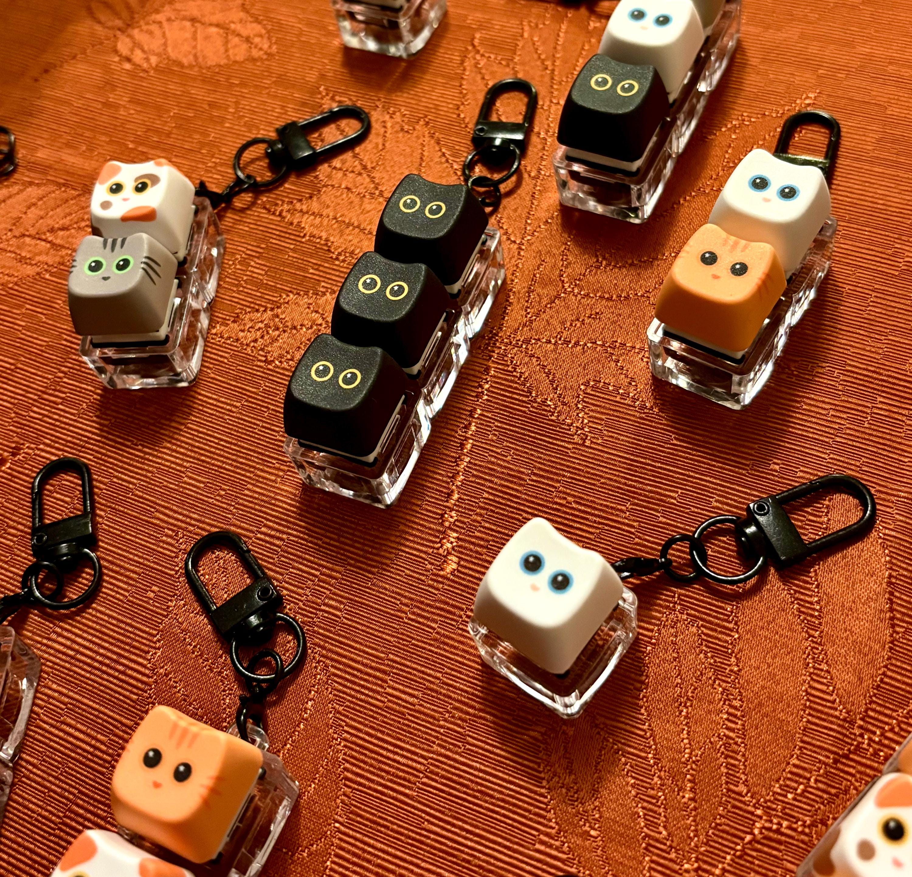 Kitty Cat Clicky Keychains - Etsy
