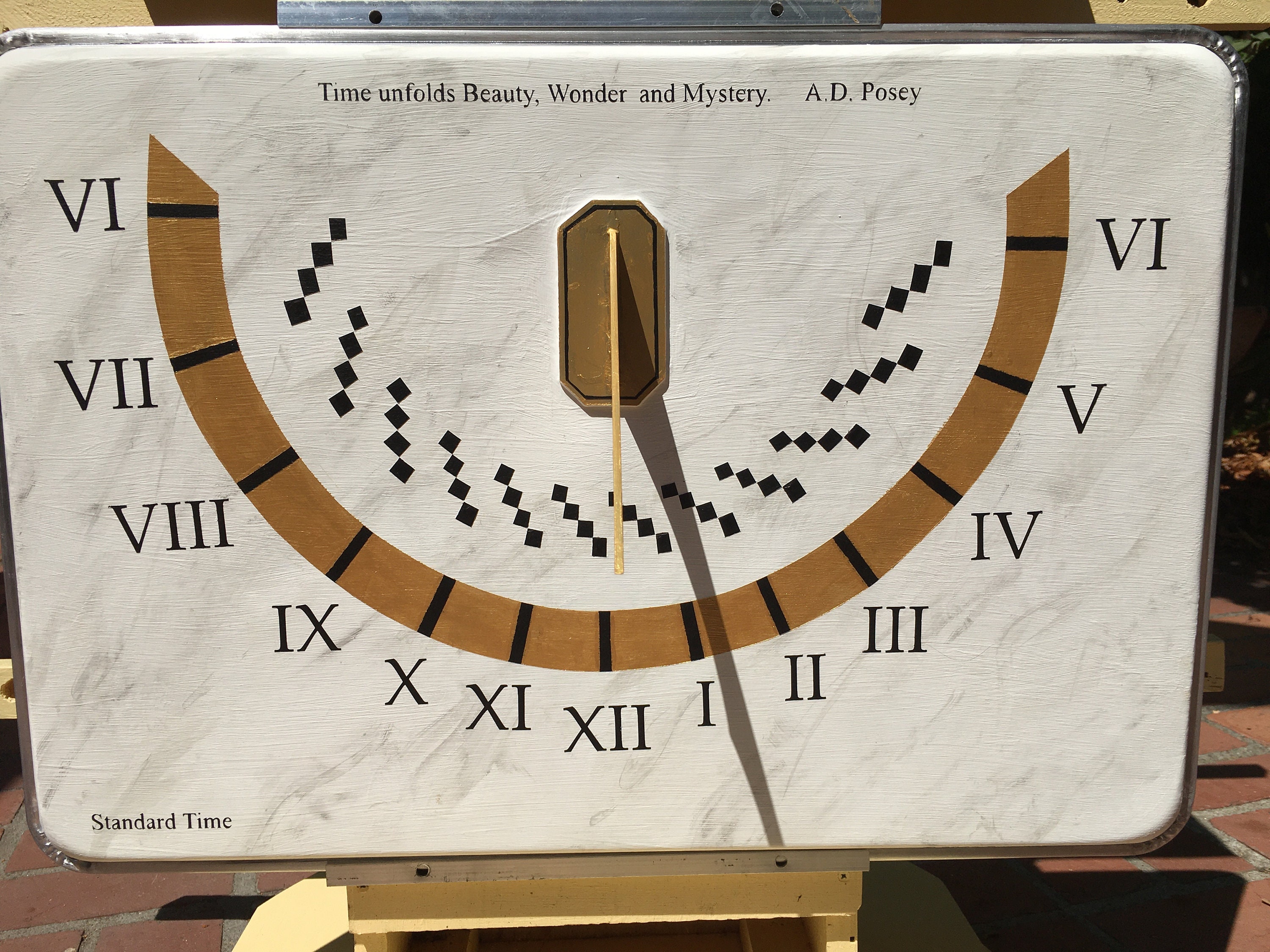 Vertical Sundial, With Faux Marble Dial, Lightweight Aluminum, Gold ...