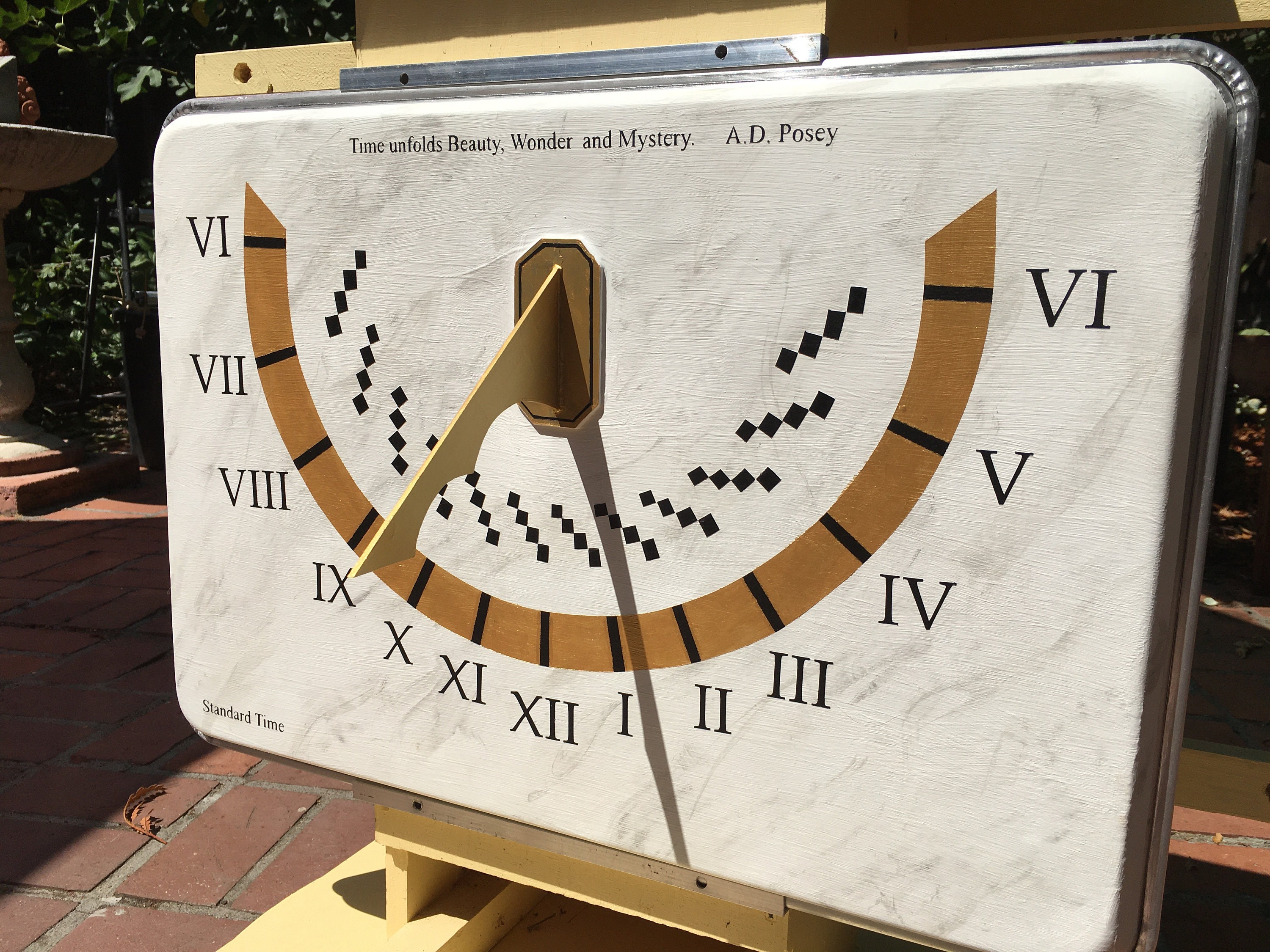 Vertical Sundial, With Faux Marble Dial, Lightweight Aluminum, Gold ...