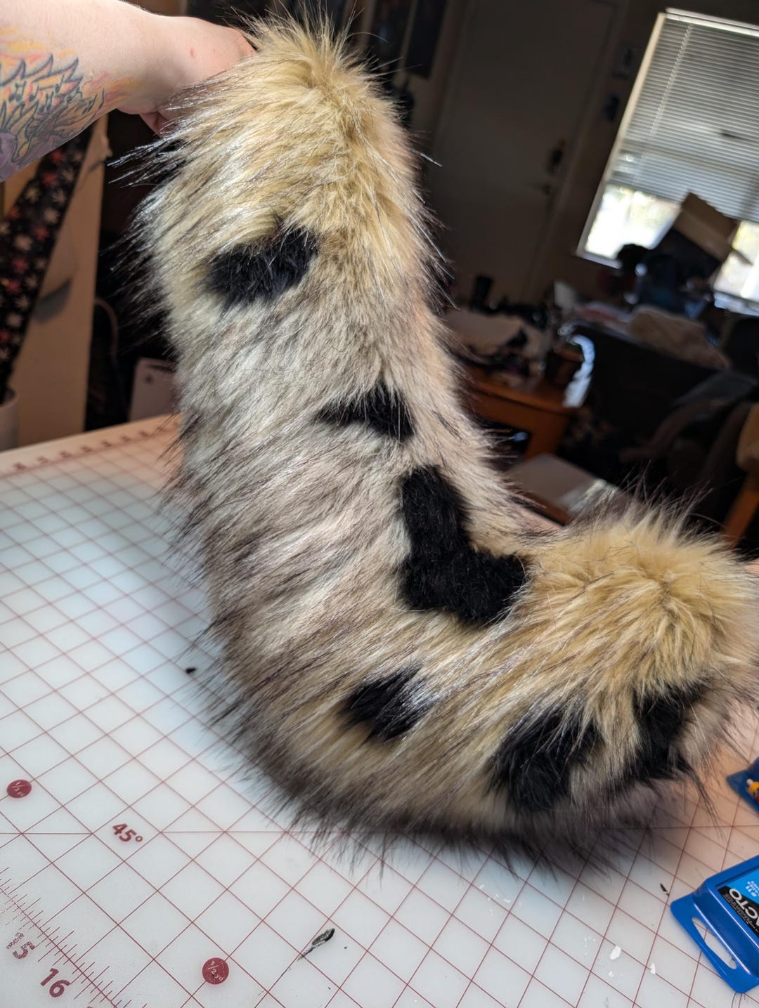 HQ Medium Wolf Tail Premade Artic Wolf With Beige Underbelly and Black ...