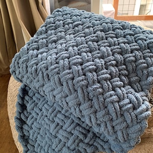 Criss-cross Hand Knit Blanket - Chunky and Soft - Etsy