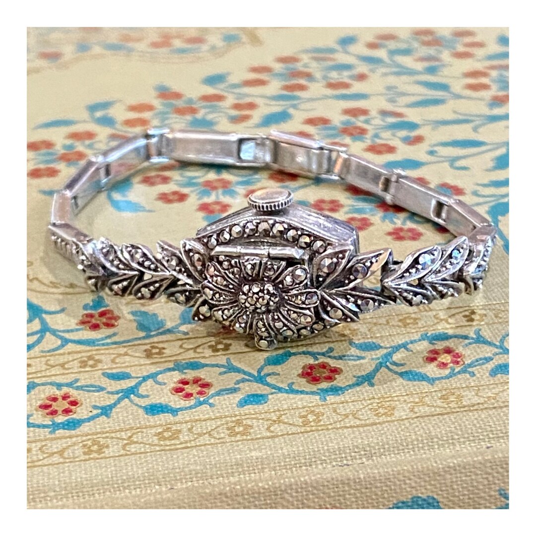 Boucherer 17j 1950s Marcasite Hidden Face Watch - Etsy