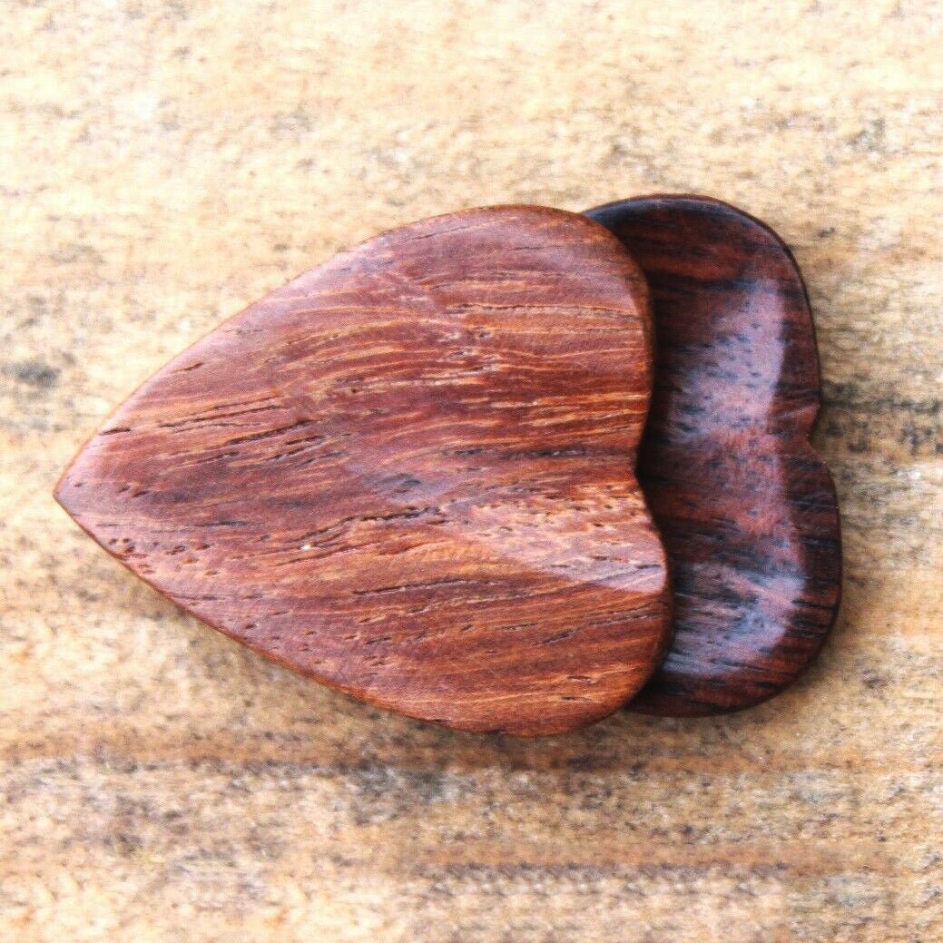 Rosewood Guitar or Bass Pick - 3.0 Mm Ultra Heavy Gauge - Heart Shaped ...