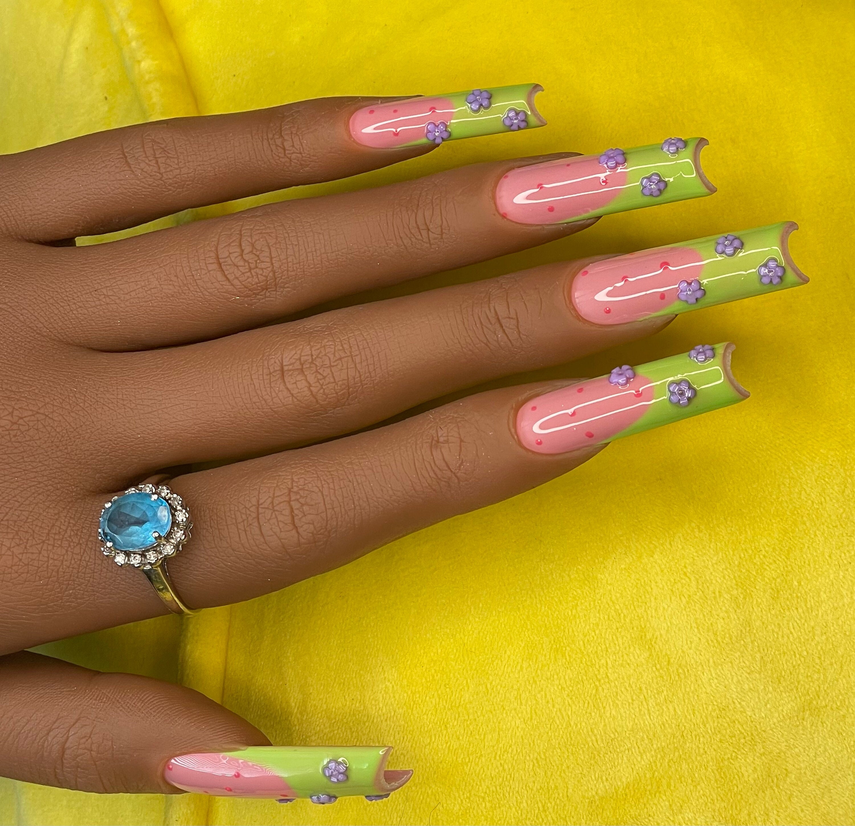 Patrick Star Nail Art