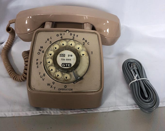 Vintage GTE Rotary Phone With Phone Cord, Untested - Etsy