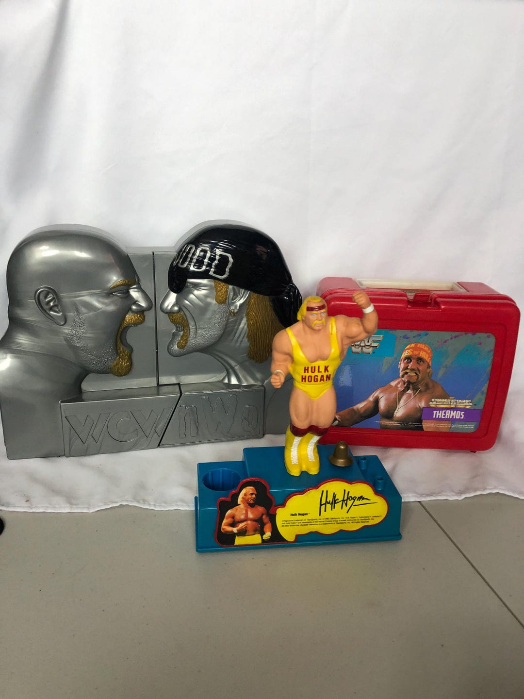 Vintage Hulk Hogan Lot: 1989 Thermos Brand Red Plastic Lunch Box-no ...