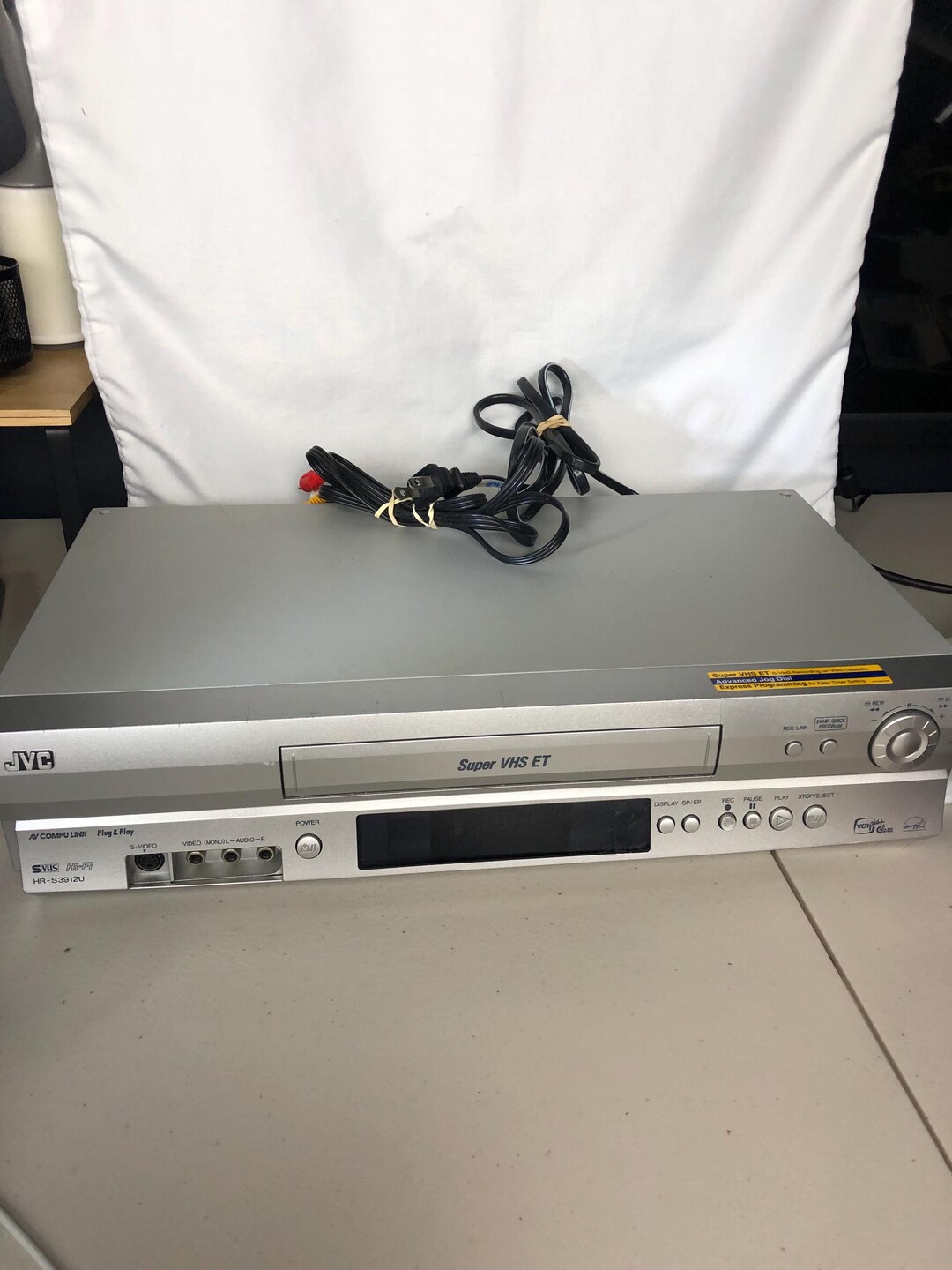 Vintage JVC Super Vhs Vcr Hi-fi Player / Recorder With Power Supply Cord and Av Cord, No Remote ...