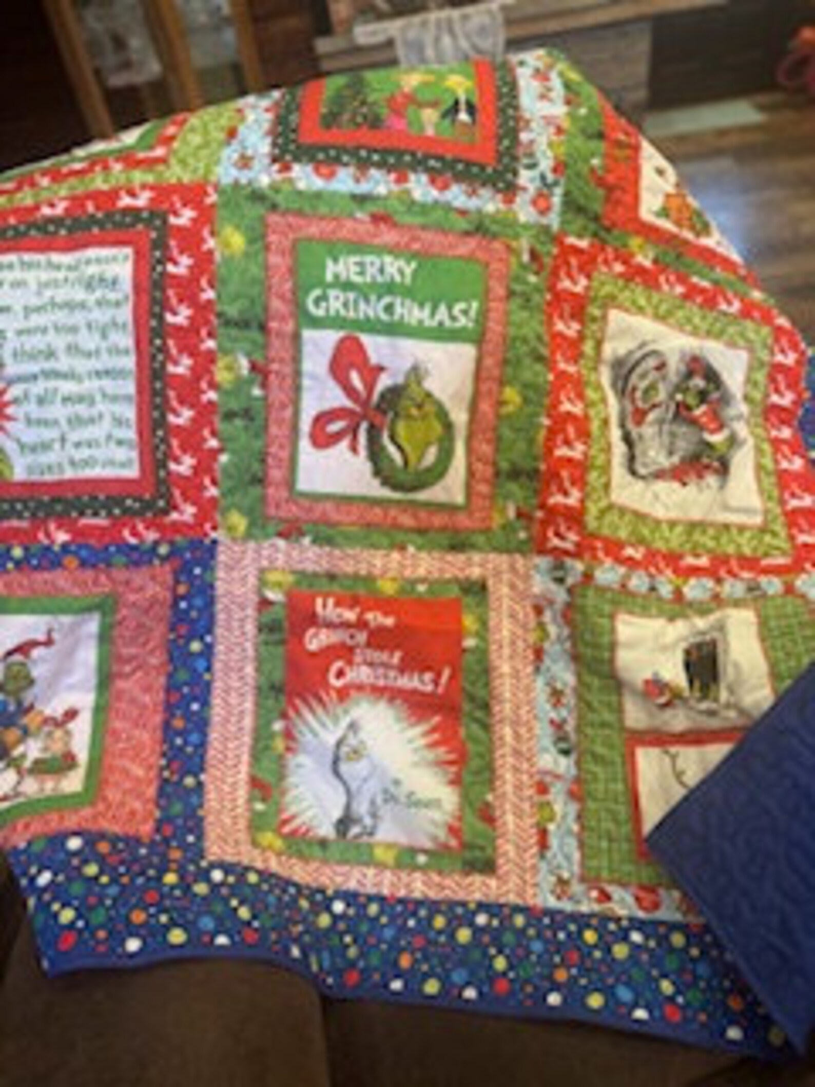 Grinch Applique Quilt/throw - Etsy