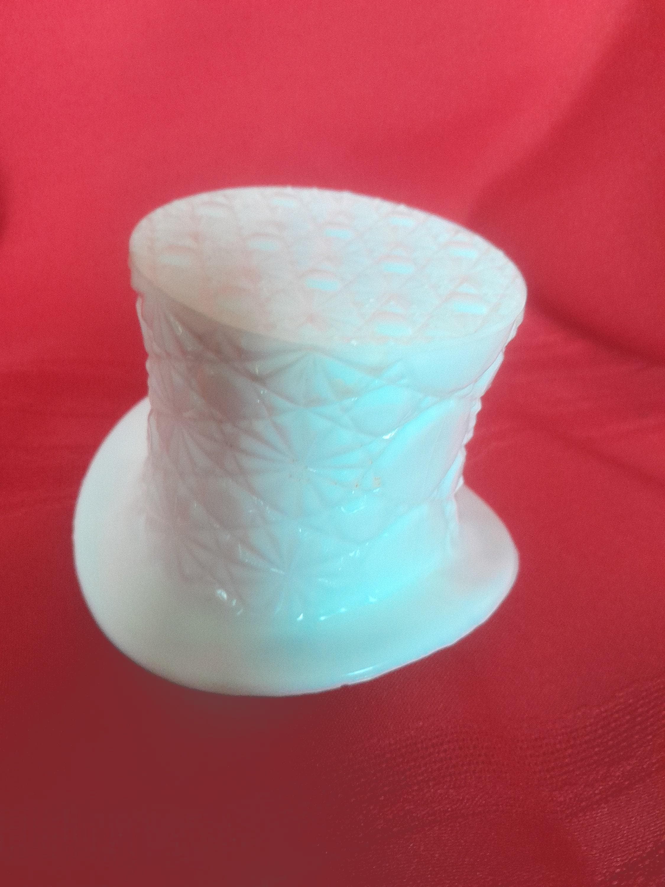 Vintage Fenton White Milk Glass Top Hat, Daisy and Dot Pattern - Etsy