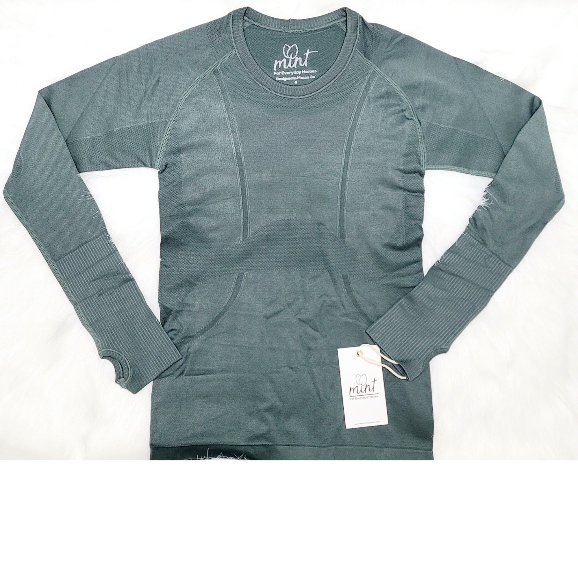 UNDERSHIRT, Work Clothes, SCRUB TOPS, Thumbhole Long Sleeve Layering ...