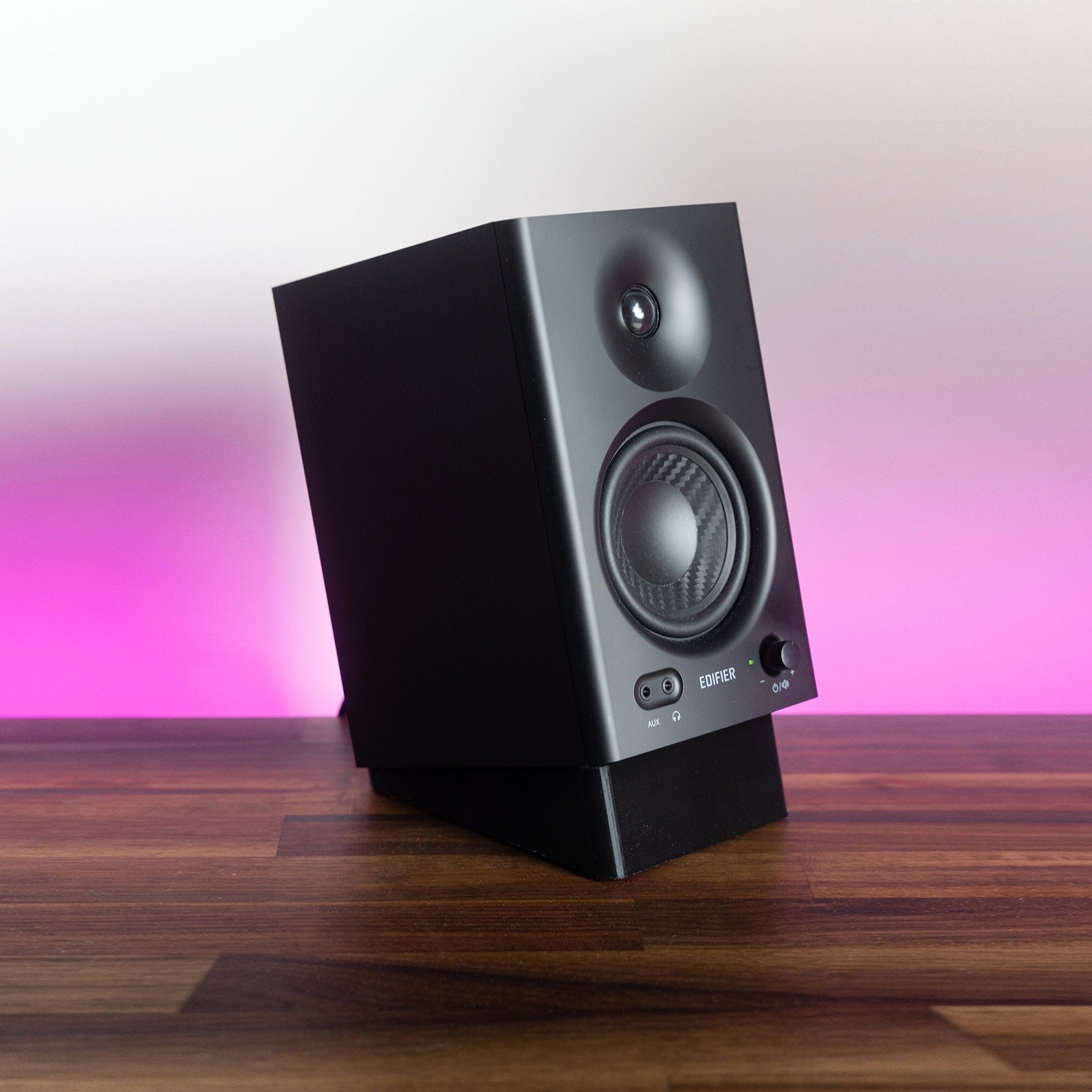 Desktop Speaker Stands [x2] | Bookshelf Wedge Risers | 15 Degrees ...