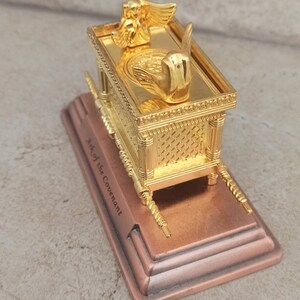 Small Replica Gold Plated Jewish Ark of the Covenant on Copper Base ...
