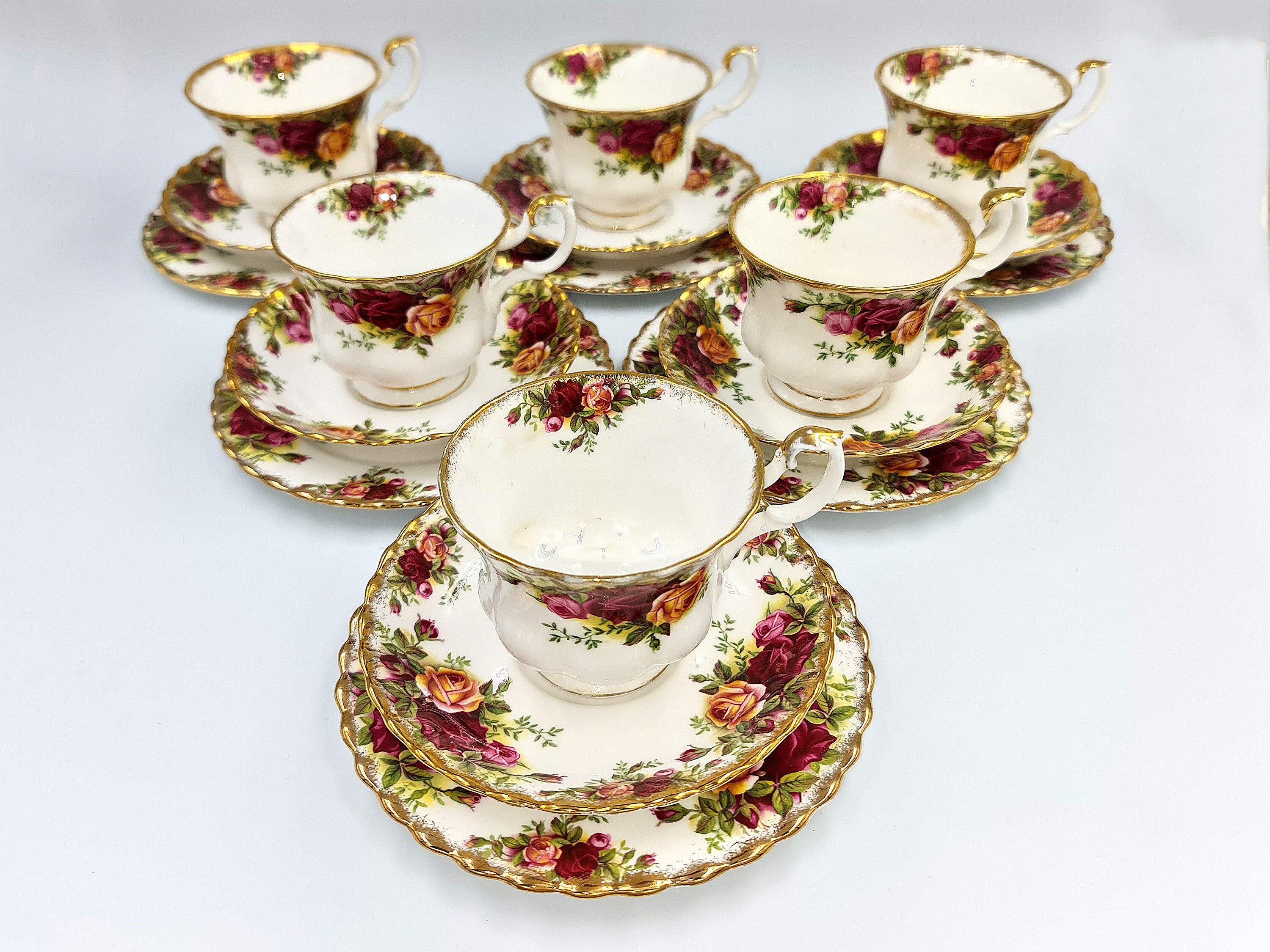 Vintage Royal Albert Old Country Roses Tea Set, Service for 6, 18 ...