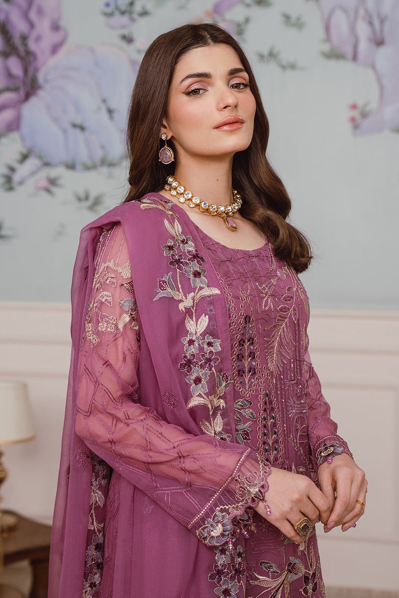 Latest Pakistani, Indian Wedding Salwar Kameez Dress Women Embroidered ...