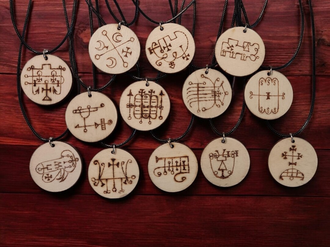 Marquises of Hell Sigil Charm, Handmade Pyrograph Demon Marquises Sigil ...