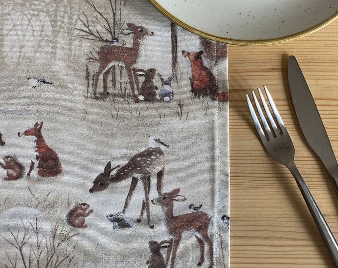 Woodland Animals Table Runner Featuring Deer, Foxes and Rabbits - Etsy