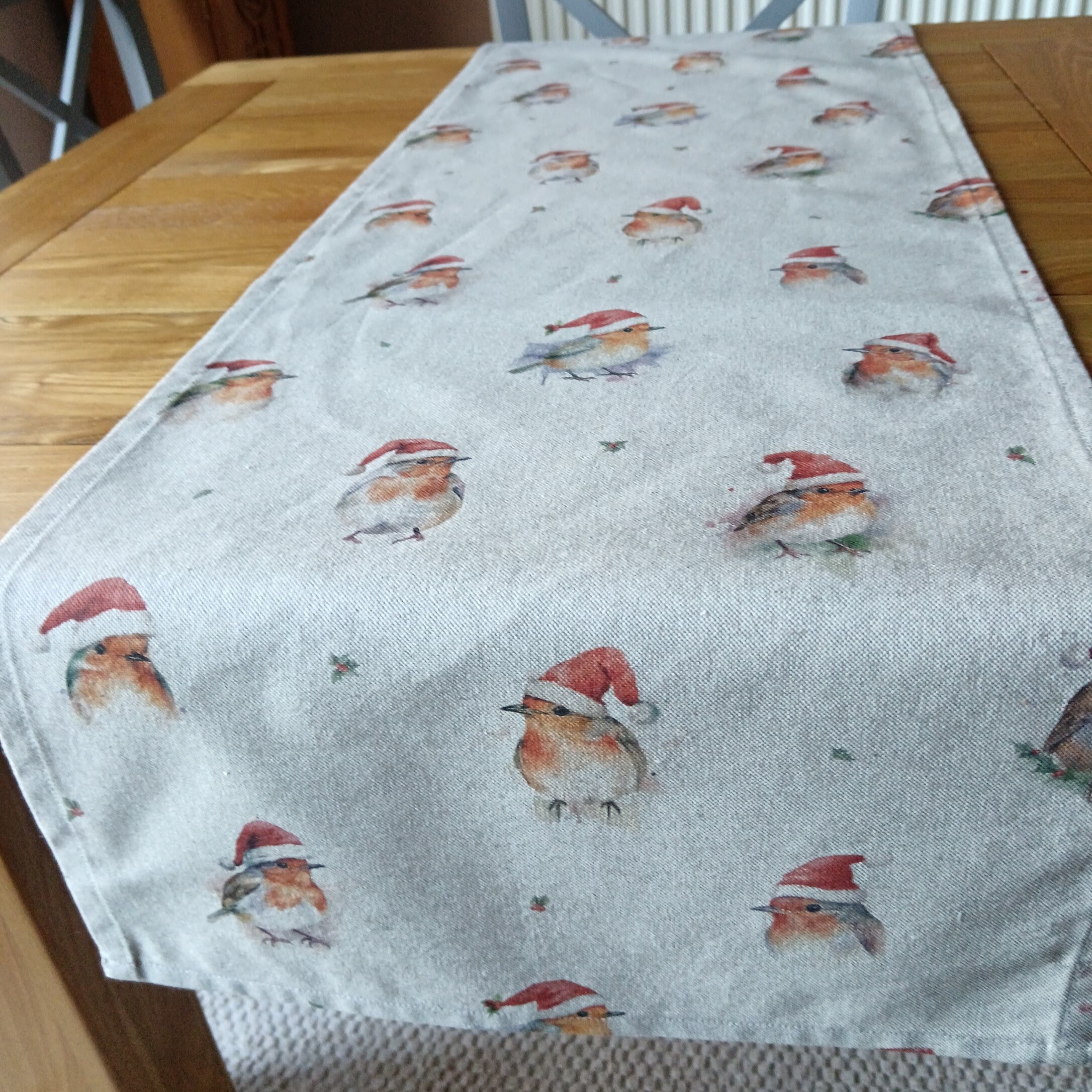 Robin Table Runner Christmas Birds in Santa Hats - Etsy UK