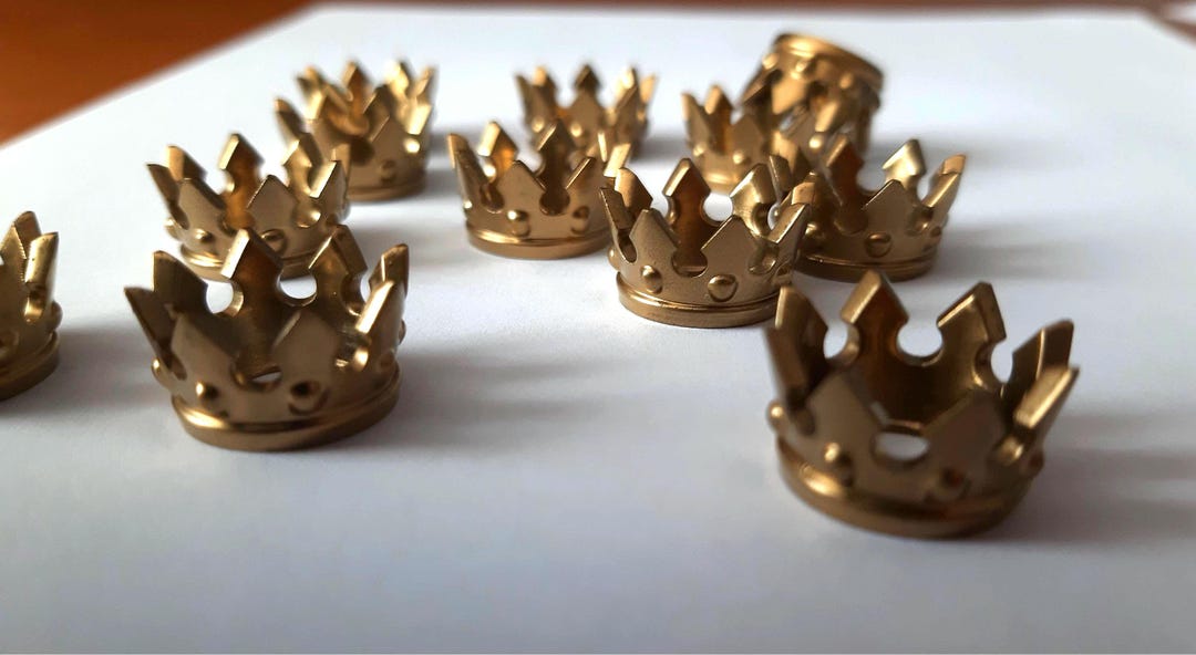 Crown Token, Gameboard Token, Set of 10 Crowns - Etsy