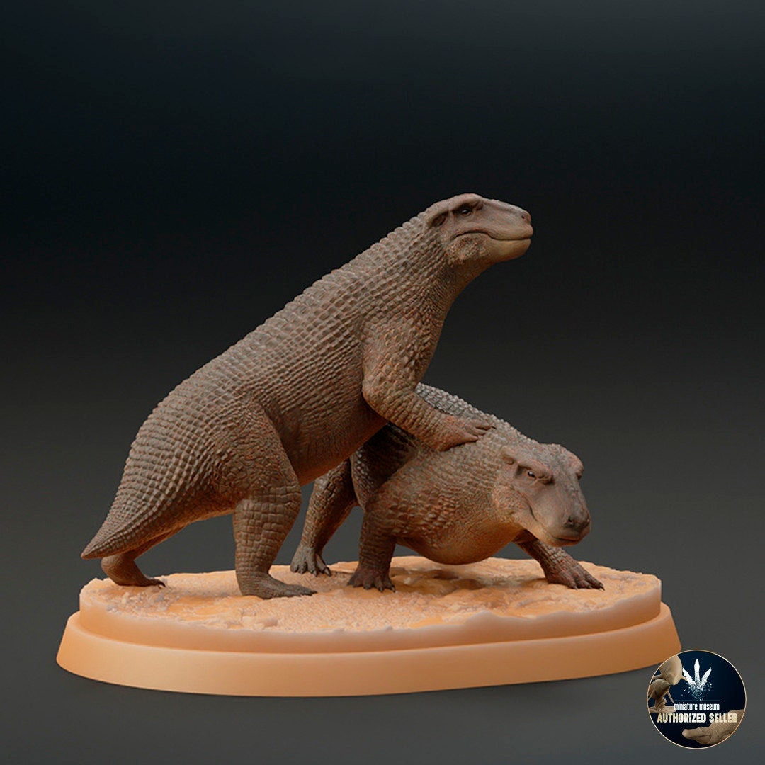 Replica Simosuchus Clarki: Extinct Fauna of the Mesozoic in Resin ...