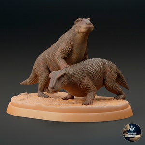 Replica Simosuchus Clarki: Extinct Fauna of the Mesozoic in Resin ...