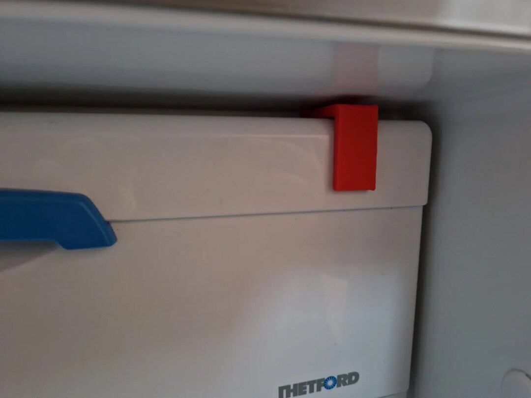 CC3DD Freezer Box Door Vent for Thetford Caravan Fridge Anti Damp ...