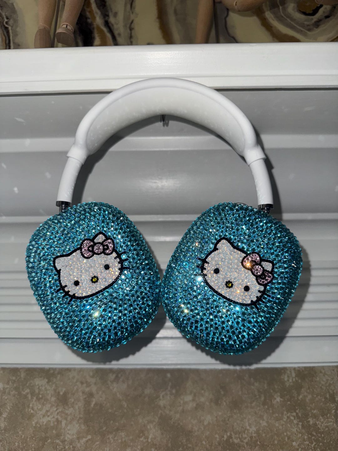 AirPod Max Covers: Hello Kitty Custom Rhinestoned in Light Blue - Etsy