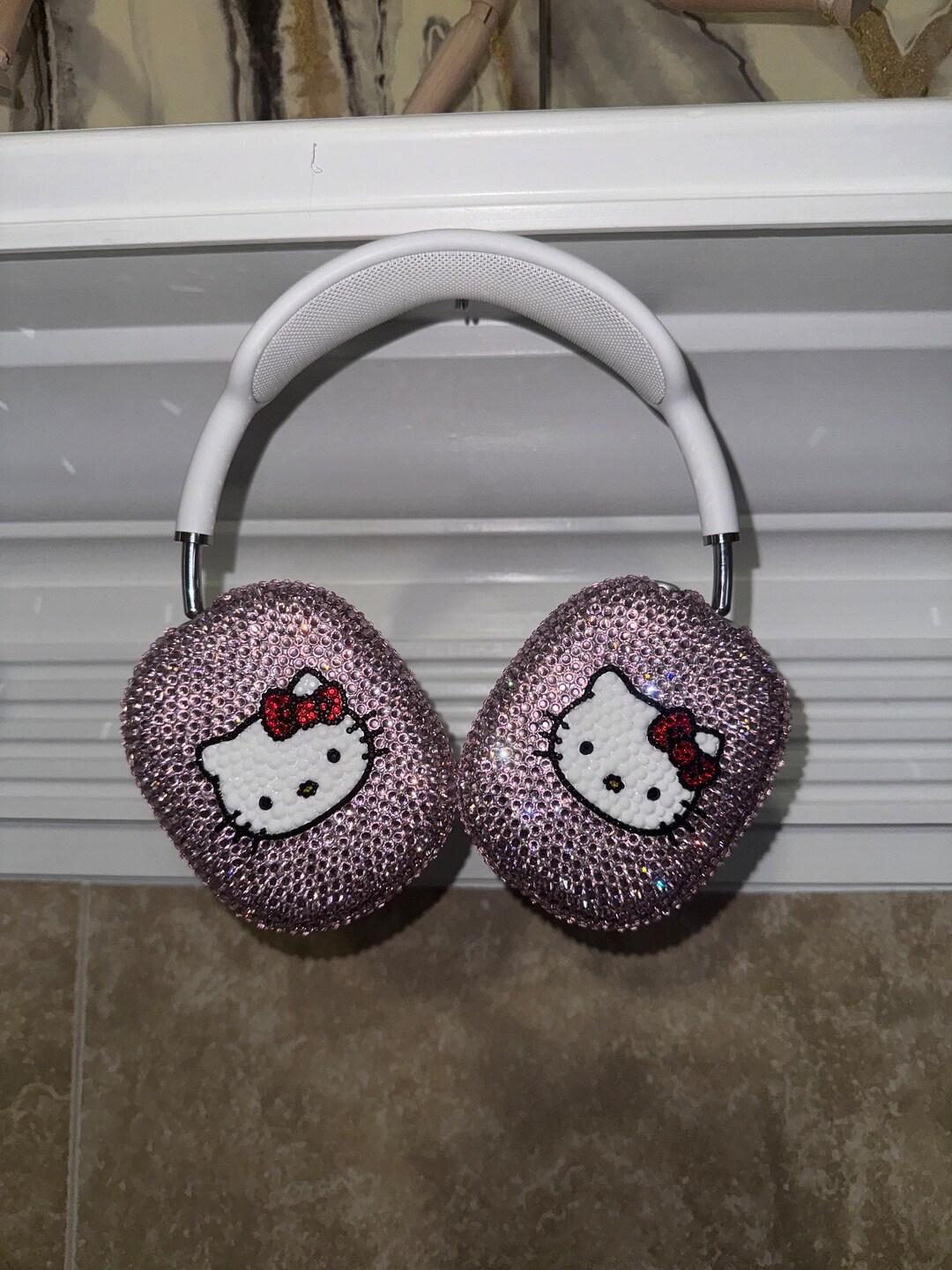 Custom Rhinestoned Hello Kitty AirPod Max Covers - Etsy