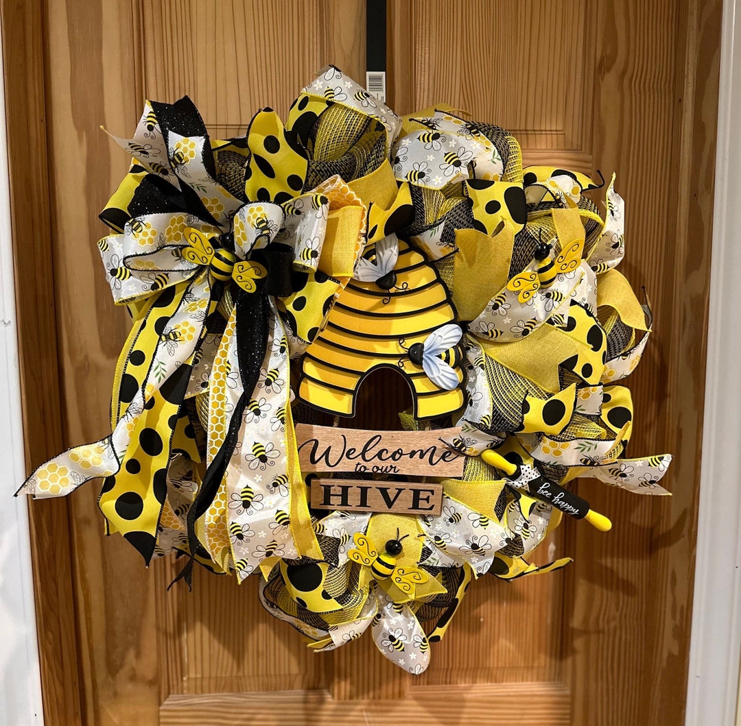 Welcome to Our Hive Bee Themed XL Fun Decoration Wreath Bee Happy Bee ...