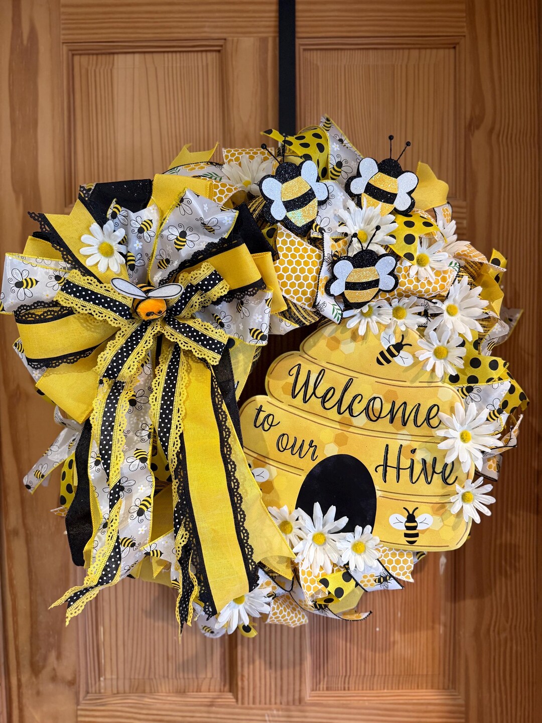 Welcome to Our Hive Bee Themed XL Fun Decoration Wreath Bee Happy Bee ...