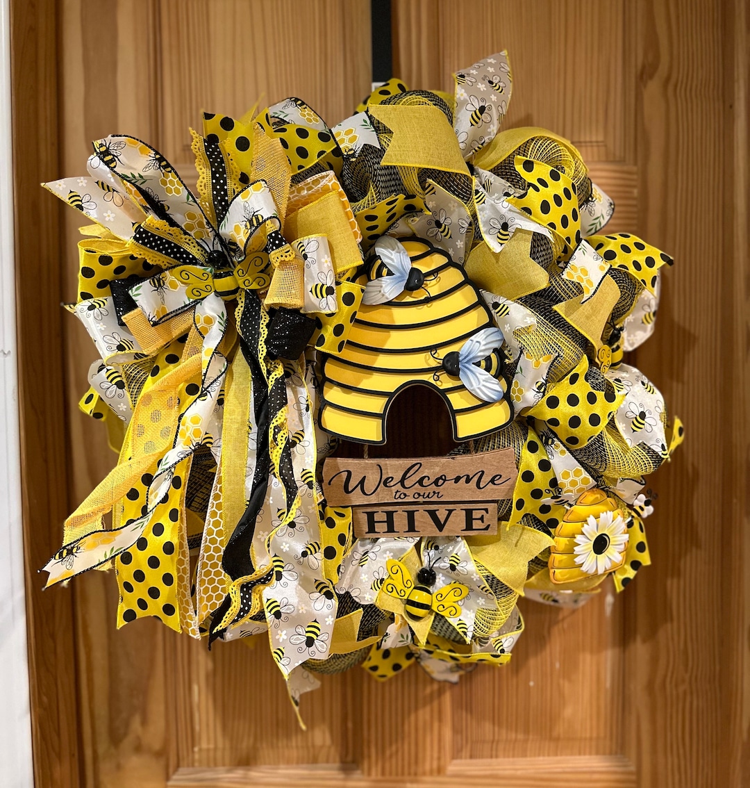 Welcome to Our Hive Bee Themed XL Fun Decoration Wreath Bee Happy Bee ...