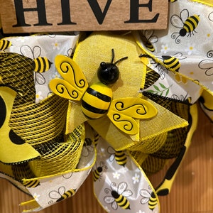 Welcome to Our Hive Bee Themed XL Fun Decoration Wreath Bee Happy Bee ...