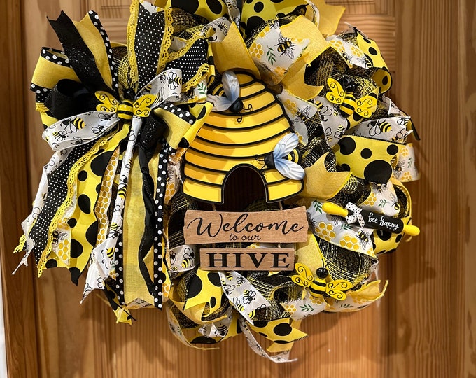 Welcome to Our Hive Bee Themed XL Fun Decoration Wreath Bee Happy Bee ...