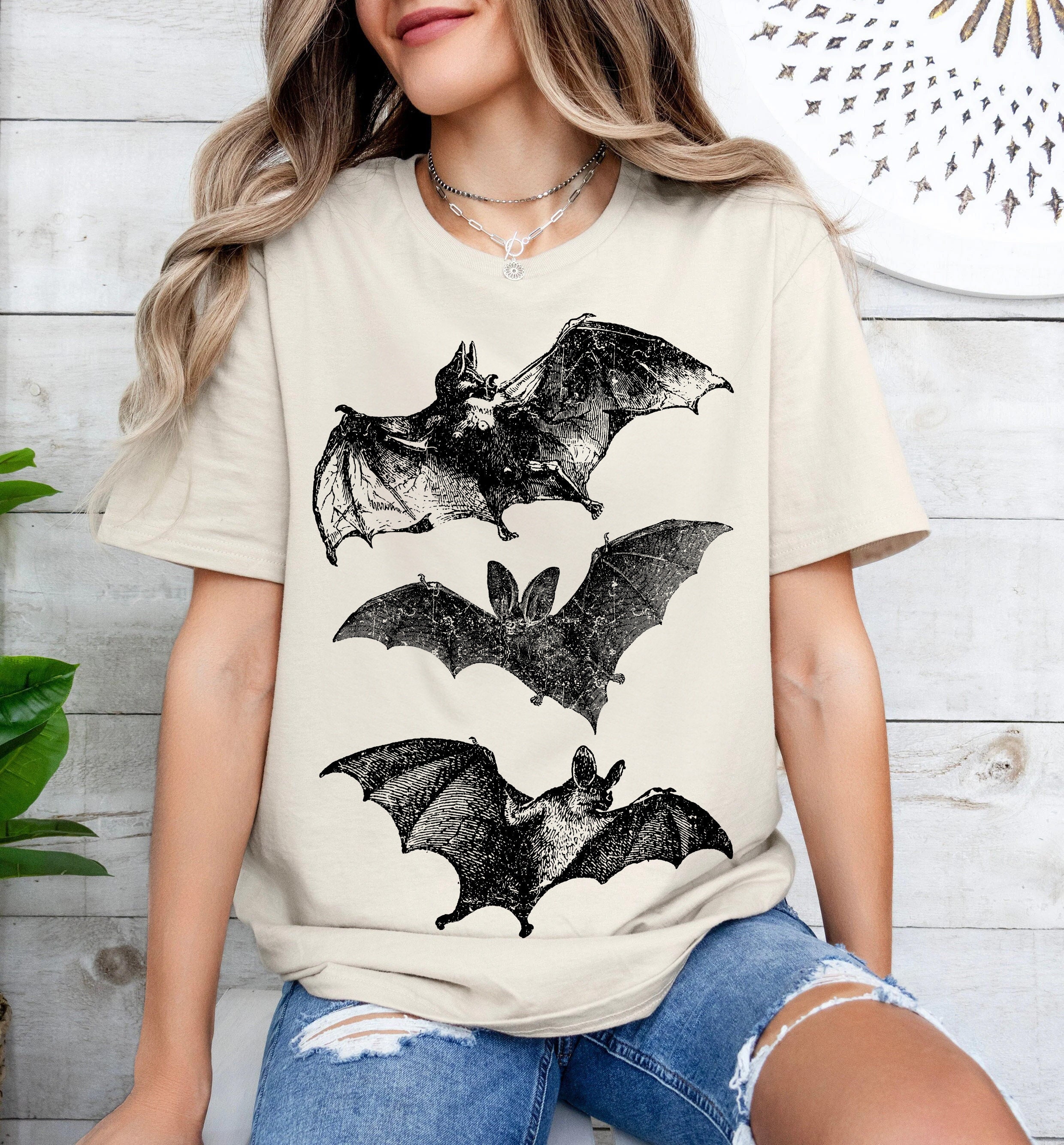 Vintage Bats PNG: Spooky Halloween Retro Graphic (digital Download) - Etsy