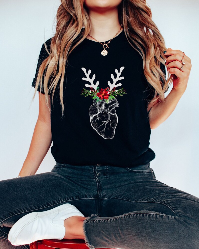 Christmas Nurse Shirt Heart Anatomy Shirt Reindeer Heart Tee - Etsy