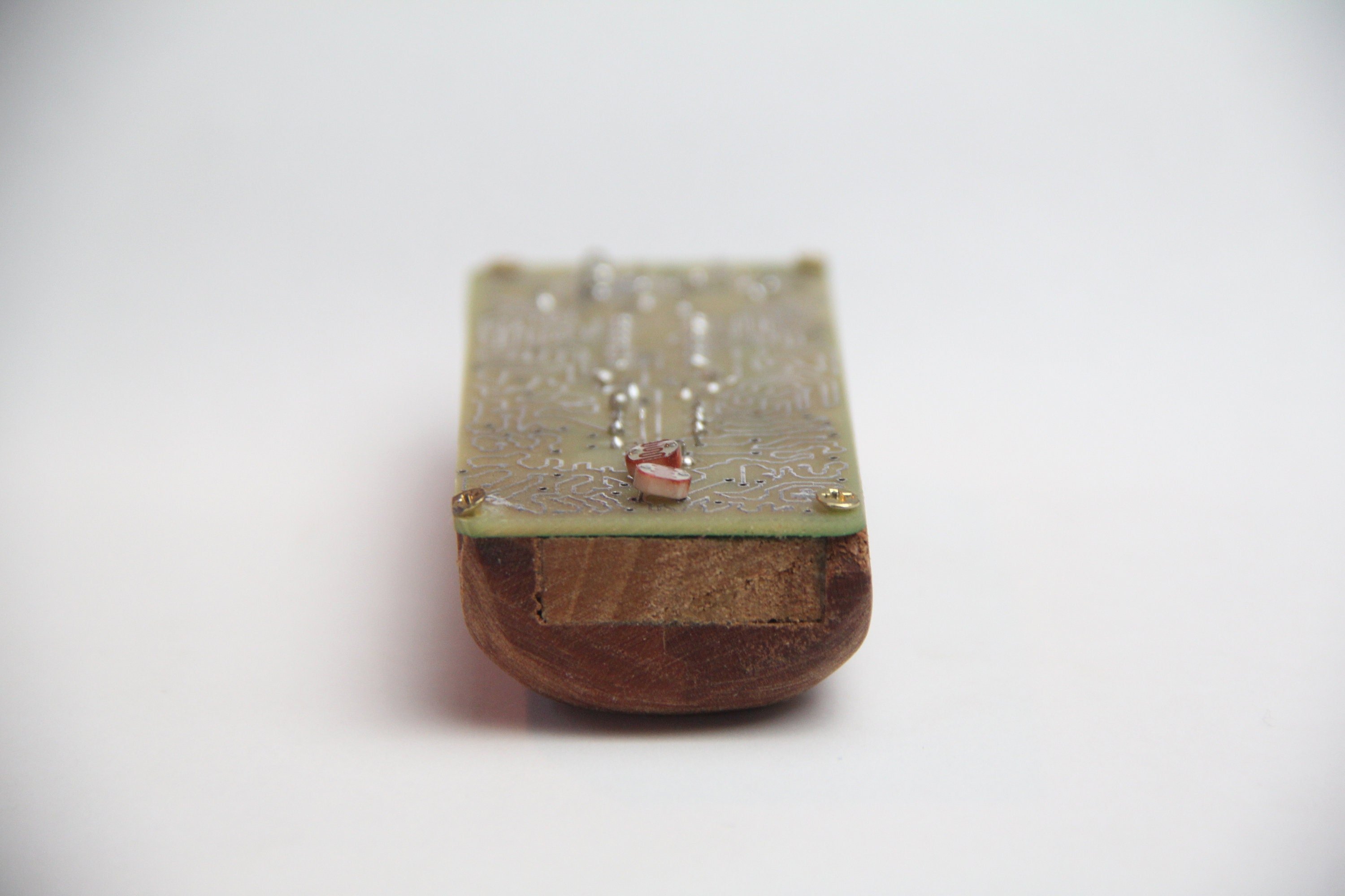 Fingertrap: Cracklebox Touch Synthesizer - Etsy