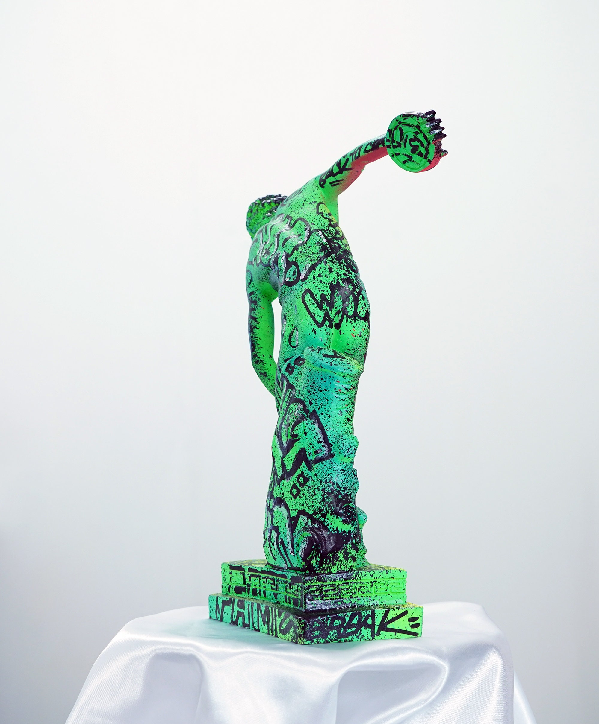 Discobolus Greek Statue Street Art Modern Art Decor Urban Art Graffiti ...