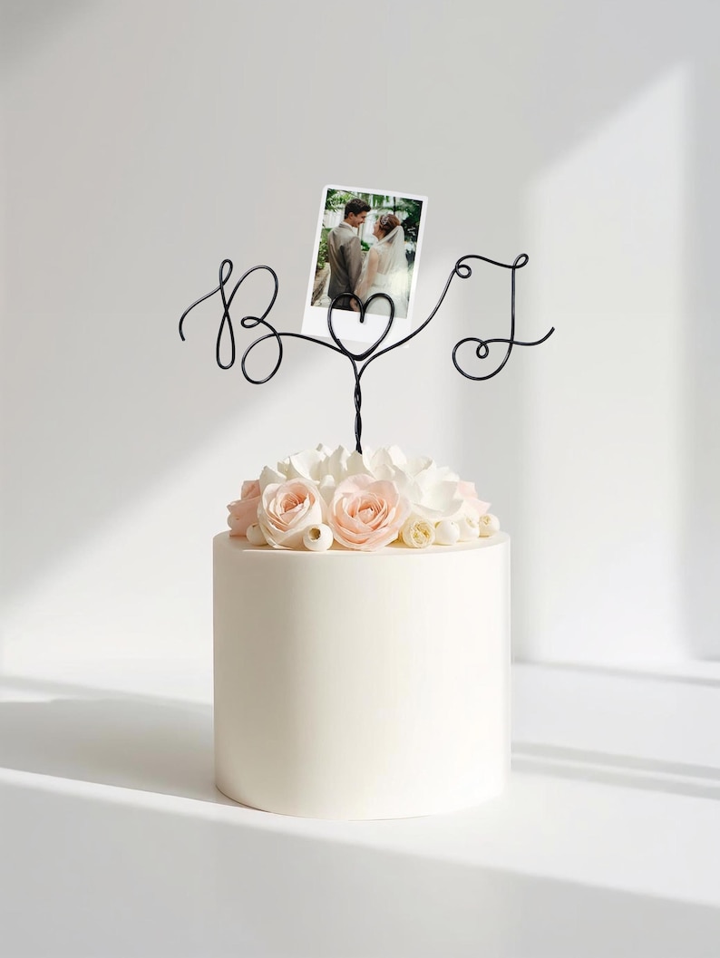 Wire Heart Cake Topper With Initials – Polaroid Photo Holder - Etsy