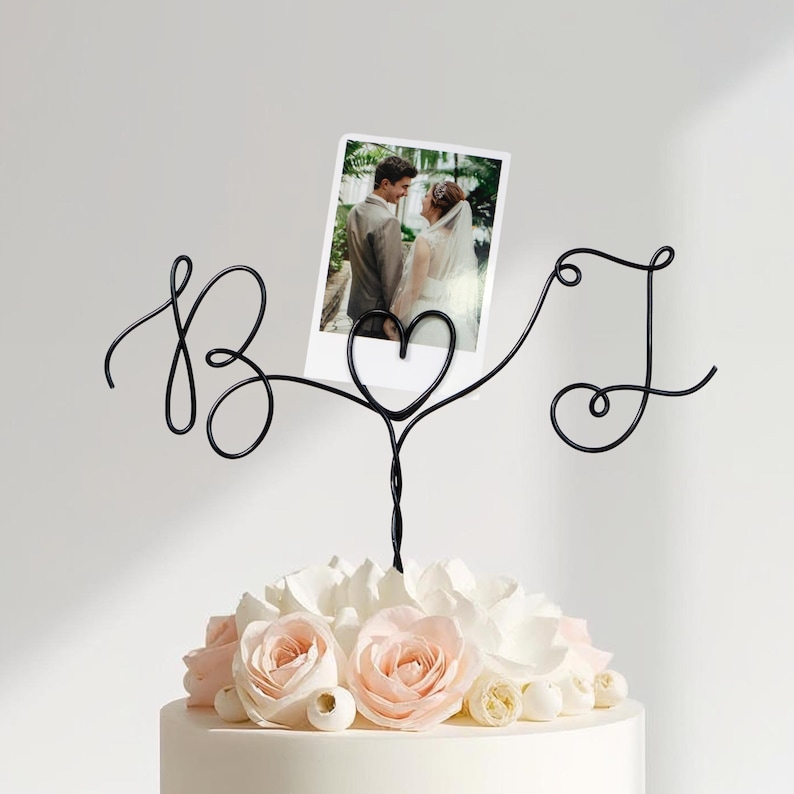 Wire Heart Cake Topper With Initials – Polaroid Photo Holder - Etsy